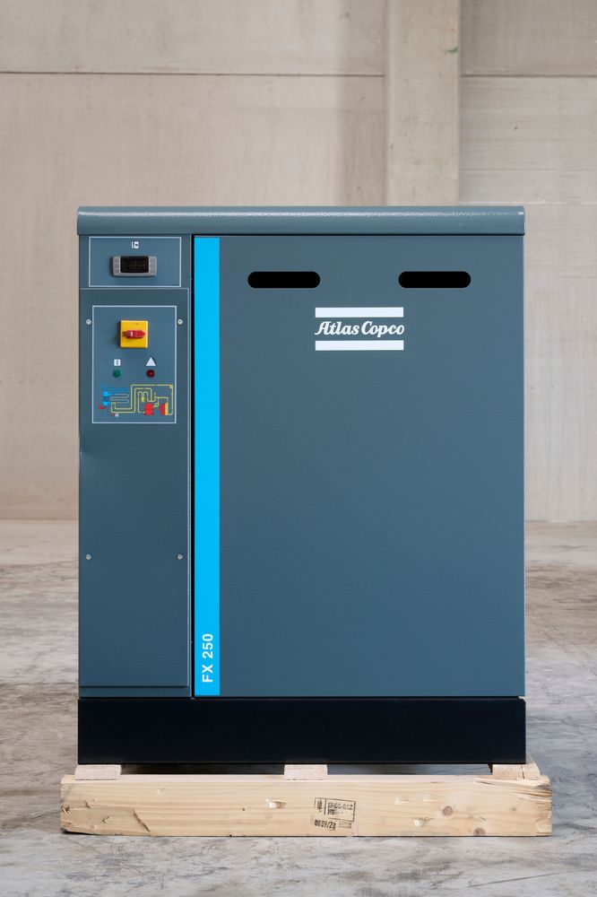 Used compressed air dryer